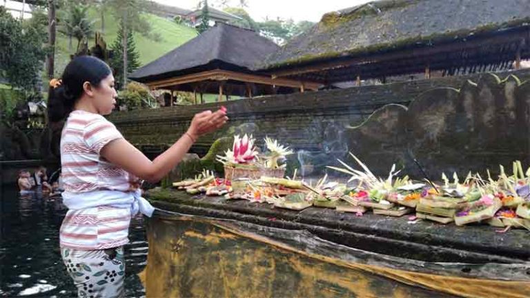 Pura Tirta Empul: Warisan Suci dan Pesona Spiritual Bali – Majalah ...